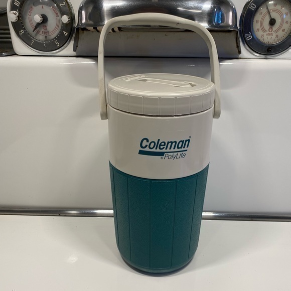 Coleman | Other | Vintage Coleman Water Jug Cooler Polylite 2 Gallon ...